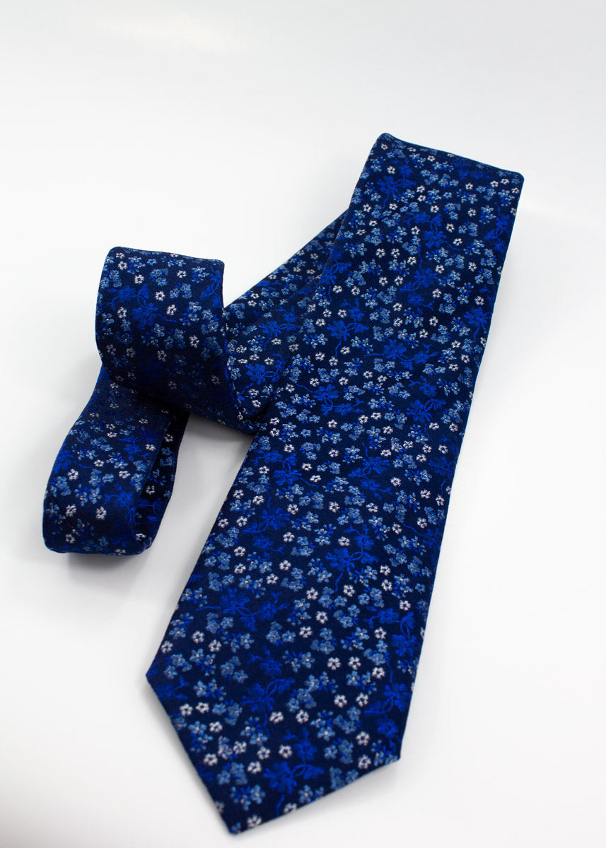Hemley - Micro Floral Silk Jacquard Tie - Blue – Jay Dillon