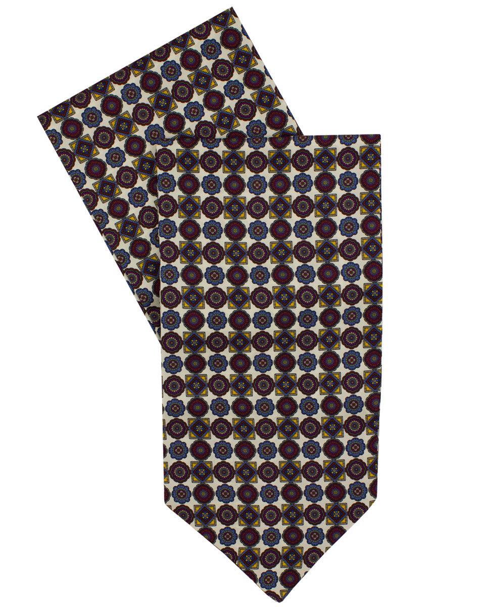 Hemley - Cream Medallion Silk Cravat – Jay Dillon